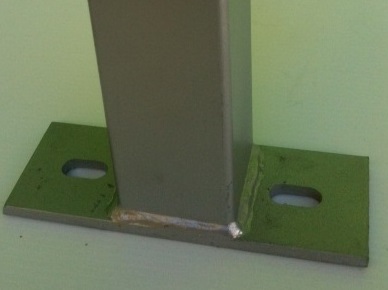 100 x 100 Steel Posts and BASE PLATES